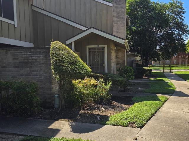 6106 W Airport Blvd, Unit 18, Houston, TX 77035 | Compass
