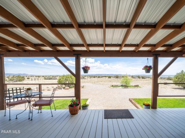 61076 Highway 66, Seligman, AZ 86337 | MLS #1077
