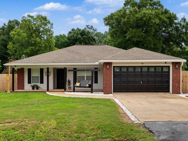 6107 Old Hickory Rd, Crestview, FL 32539