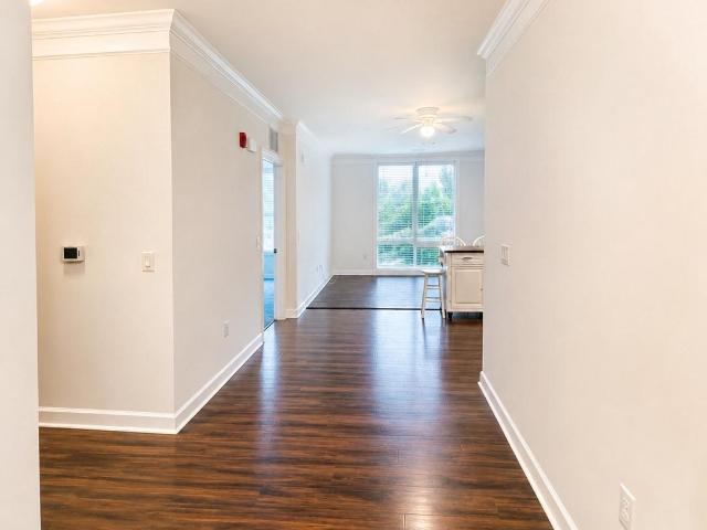 6107 Fairview Farm Dr, Unit 210, Alexandria, VA 22315 | MLS #VAFX2304