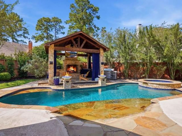 6107 Rapid Creek Ct, Houston, TX 77345