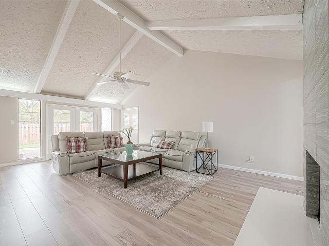 6107 Sanford Road