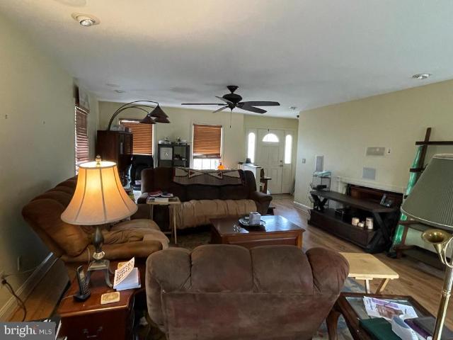 6108 N Willow Pond Drive