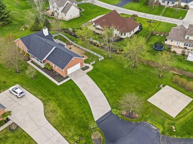 6108 Africa Rd, Galena, OH 43021