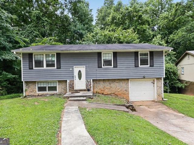 6108 Cherokee Valley Way, Lithonia, GA 30058