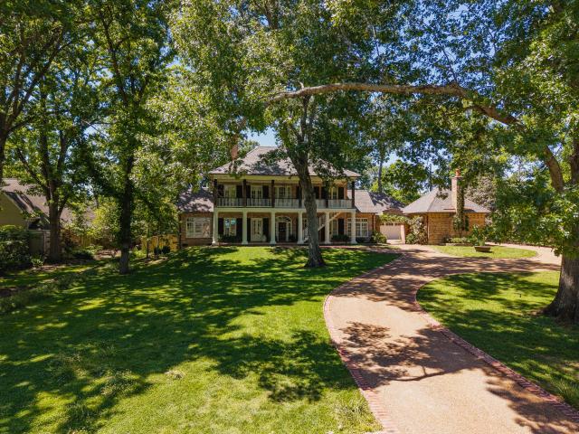 6108 Robin Hill Rd