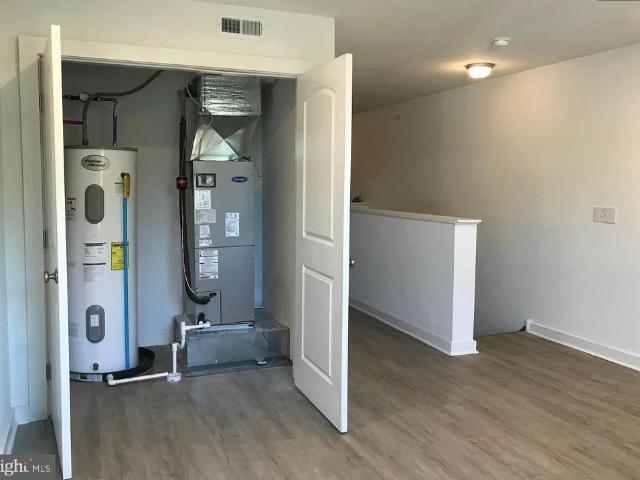 6109 Market Street # 3