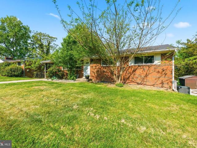 6109 Colonial Terrace