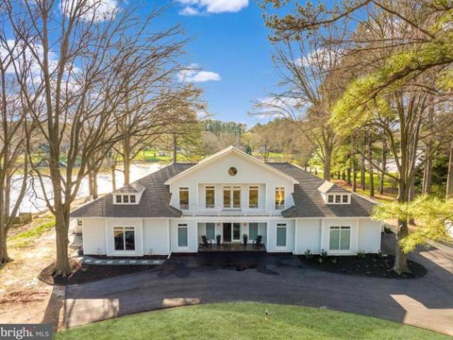 6109 Country Club Dr, Easton, MD 21601