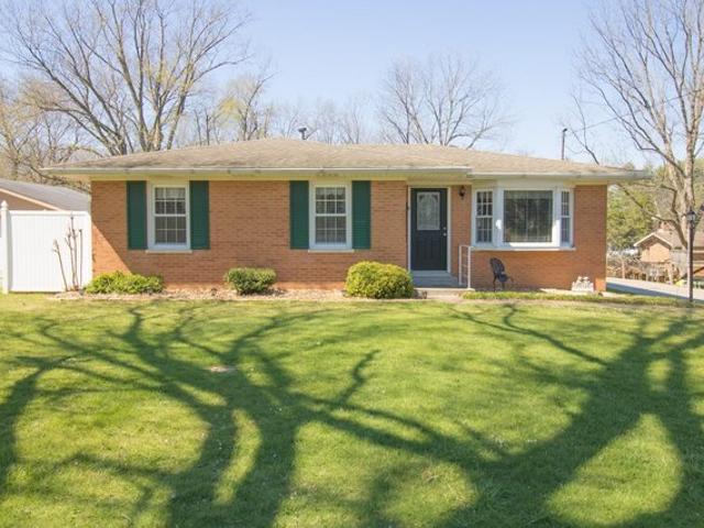 6109 Hogue Rd, Evansville, IN 47712