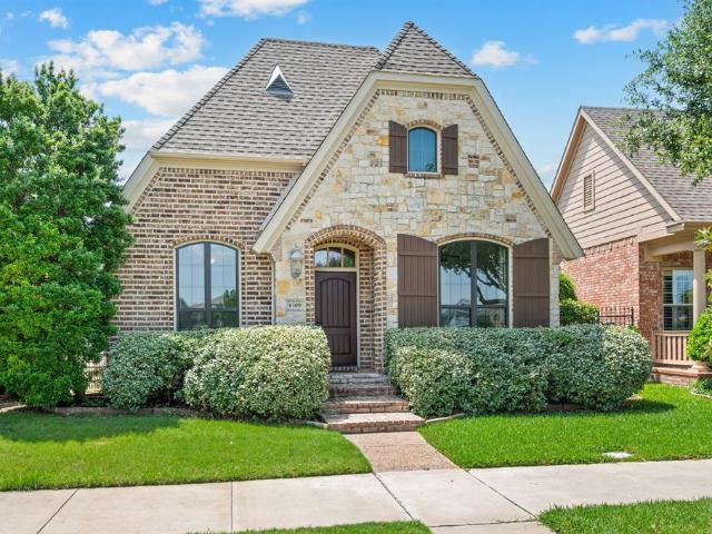 6109 Lake Way