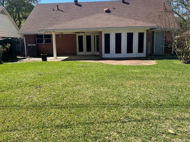 6109 Lovers Lane