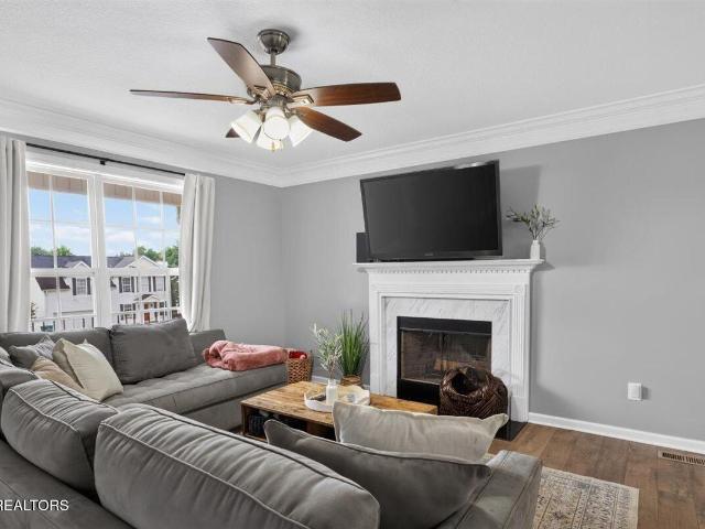 6109 Starflower Lane