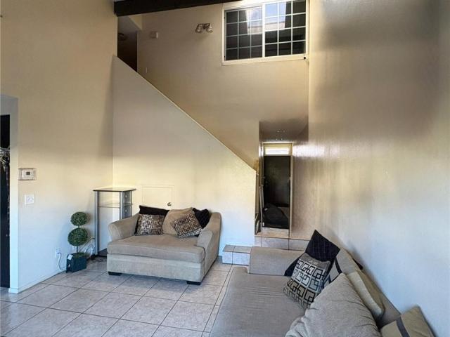 6100 Arbutus Ave, Unit 42, Huntington Park, CA 90255 | MLS #PV25268