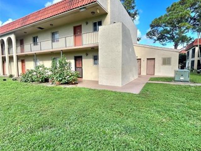 6100 Forest Hill Blvd Apt 101, West Palm Beach, FL 33415