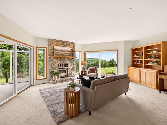 6100 Rossier Road