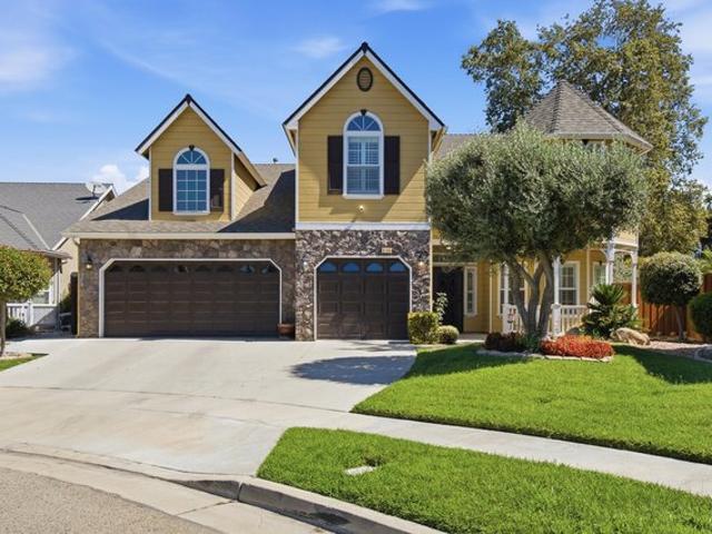 6100 W School Ave, Visalia, CA 93291