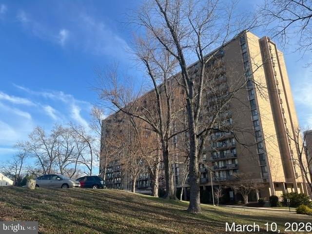 6100 Westchester Park Dr Apt 707, College Park, MD 20740