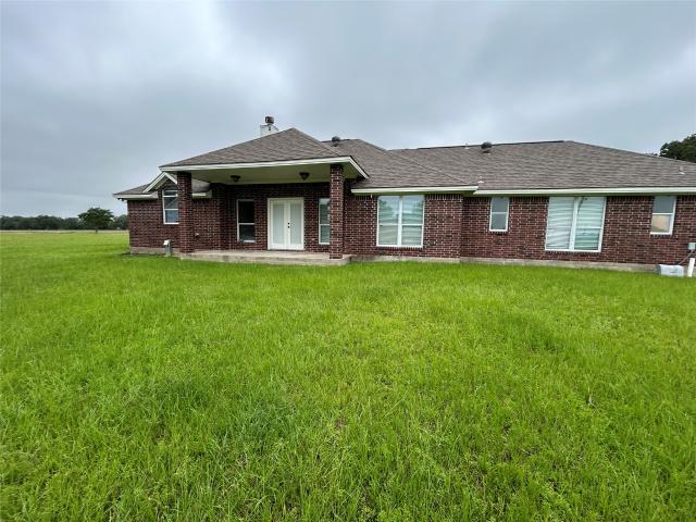 6100 Whitetail Lane