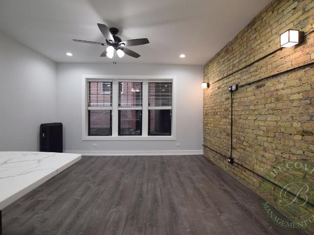 6100 6118 N Winthrop Ave Studio Apartment for Rent at 6100 N Winthrop Ave, Chicago, IL 60660 Edgewater