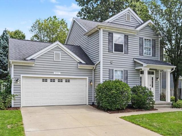 6101 Andover Woods Rd, Portage, MI 49024