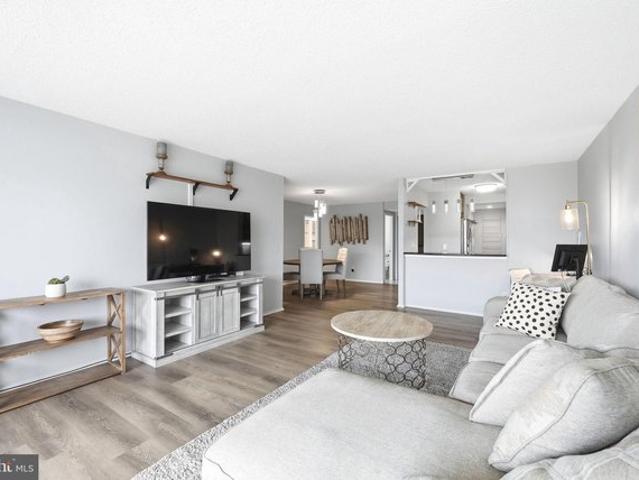 6101 Edsall Rd Apt 1210, Alexandria, VA 22304