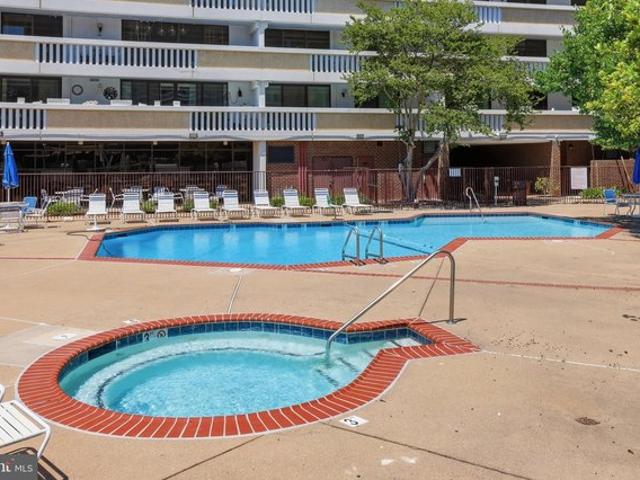 6101 Edsall Rd Apt 502, Alexandria, VA 22304