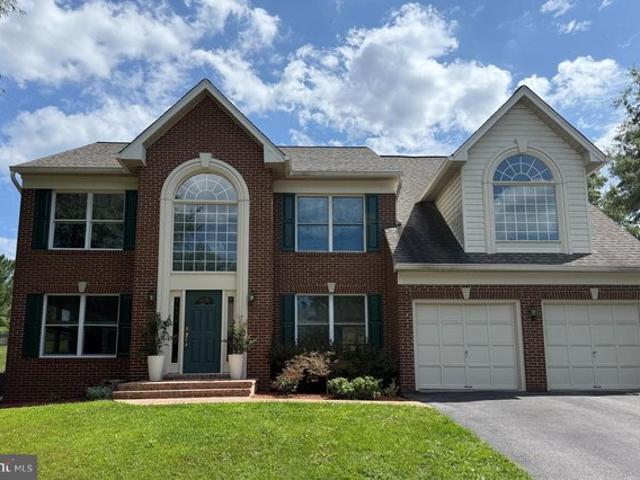 6101 Fieldcrest Dr, Frederick, MD 21701