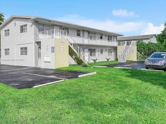 6101 Garfield St, Hollywood, FL 33024