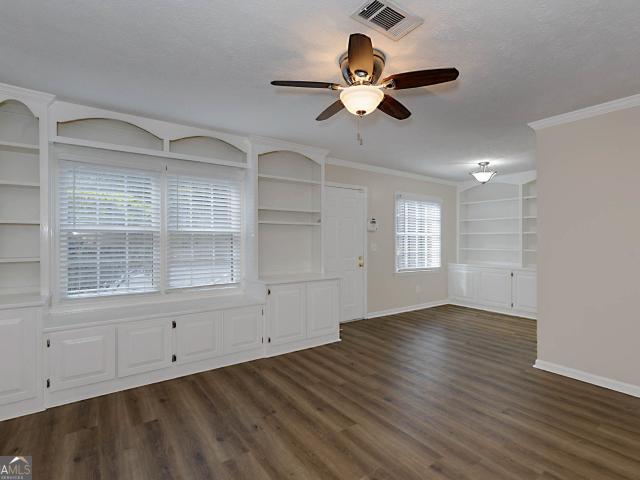 6101 River Road 2