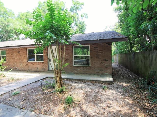 6101 SE Foss Rd, Unit 1, Belleview, FL 34420 | MLS #R4911 | Compass