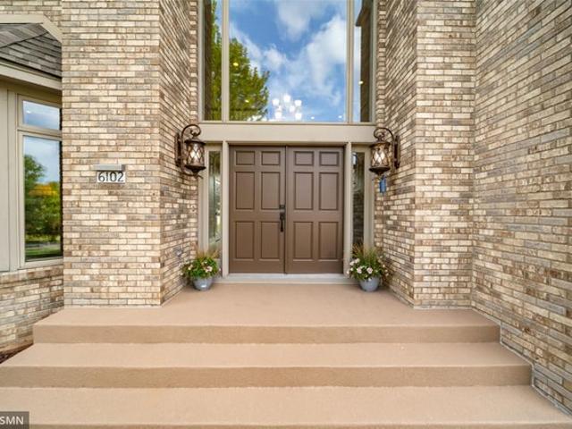 6102 Creek Ridge Ct, Minnetonka, MN 55345