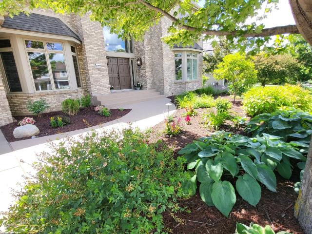6102 Creek Ridge Court