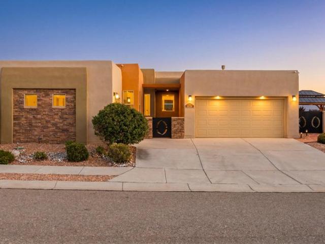6102 Pecos Trail Dr NE, Rio Rancho, NM 87144