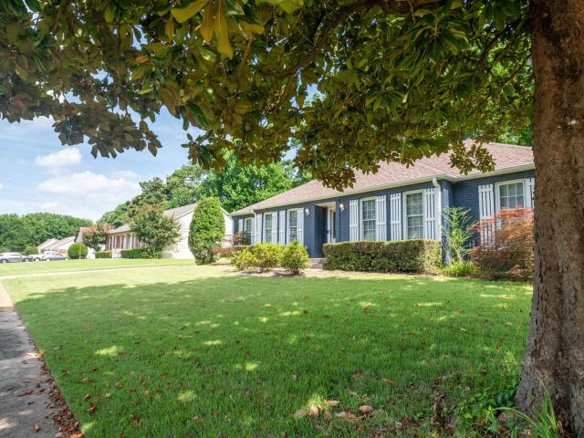 6102 sugar tree dr