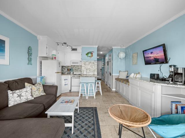 6102 Seawall Boulevard 136