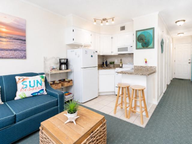 6102 Seawall Boulevard 362