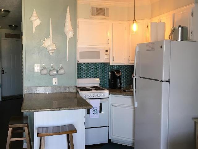 6102 Seawall Blvd 329