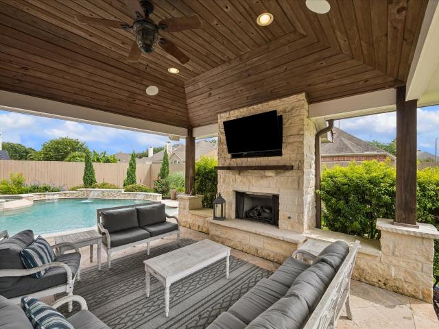 6102 Timbermoss Court