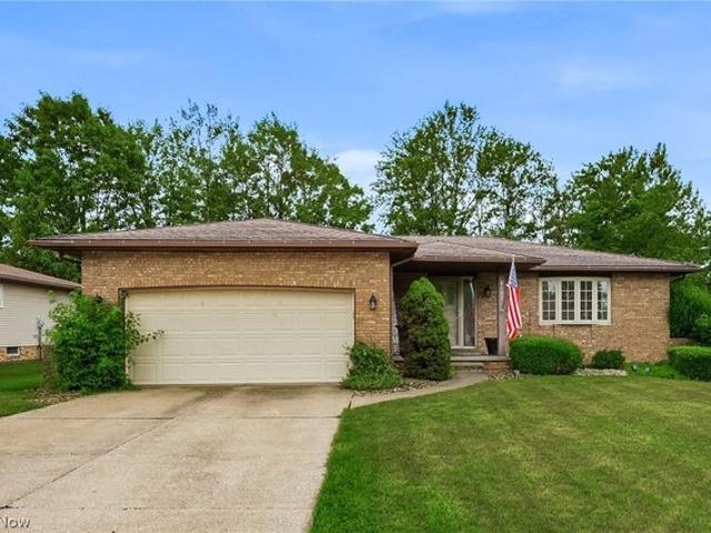 6103 Ely Vista Dr, Parma, OH 44129