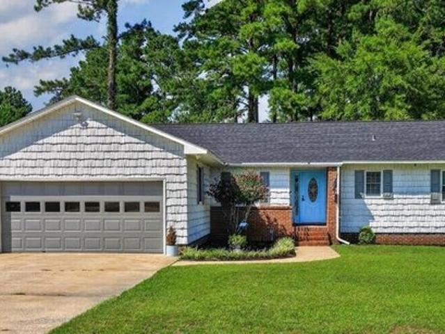 6103 Falcon Dr, New Bern, NC 28560