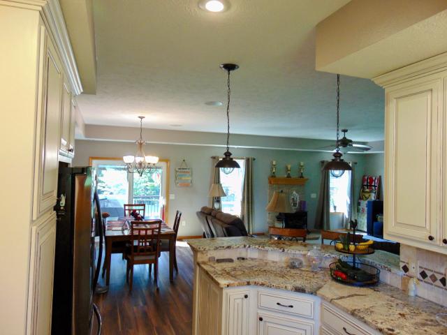 6103 Hunters Glen Road