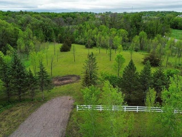 6103 82nd Ave, Loretto, MN 55357
