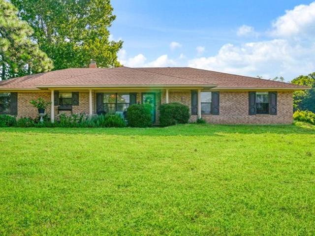 610 46th St NE, Paris, TX 75462
