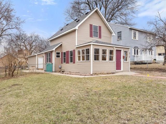 610 6th Ave S, Hopkins, MN 55343