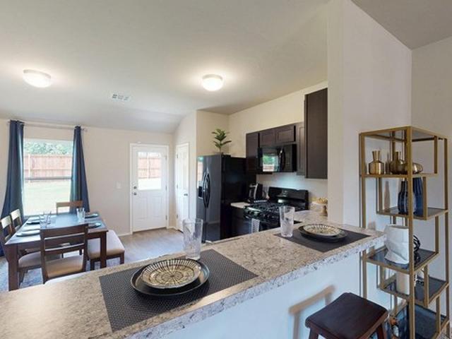 610 Caldwell Dr, Noble, OK 73068