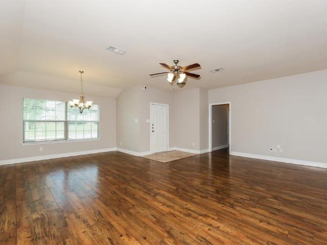 610 Canvas Court