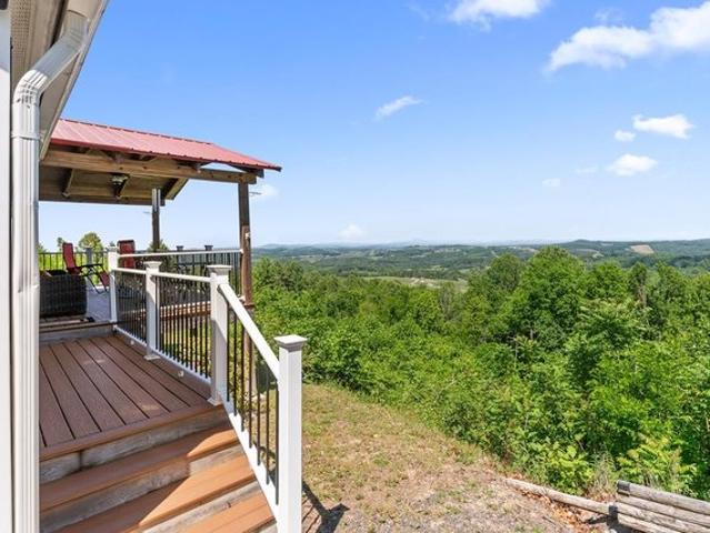 610 Carrollview Rd, Fancy Gap, VA 24328