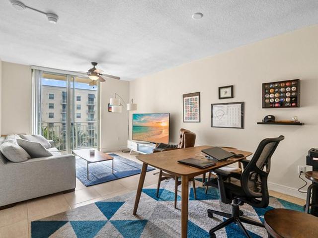 610 Clematis St Apt 611, West Palm Beach, FL 33401