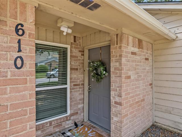 610 Cross Timbers Drive